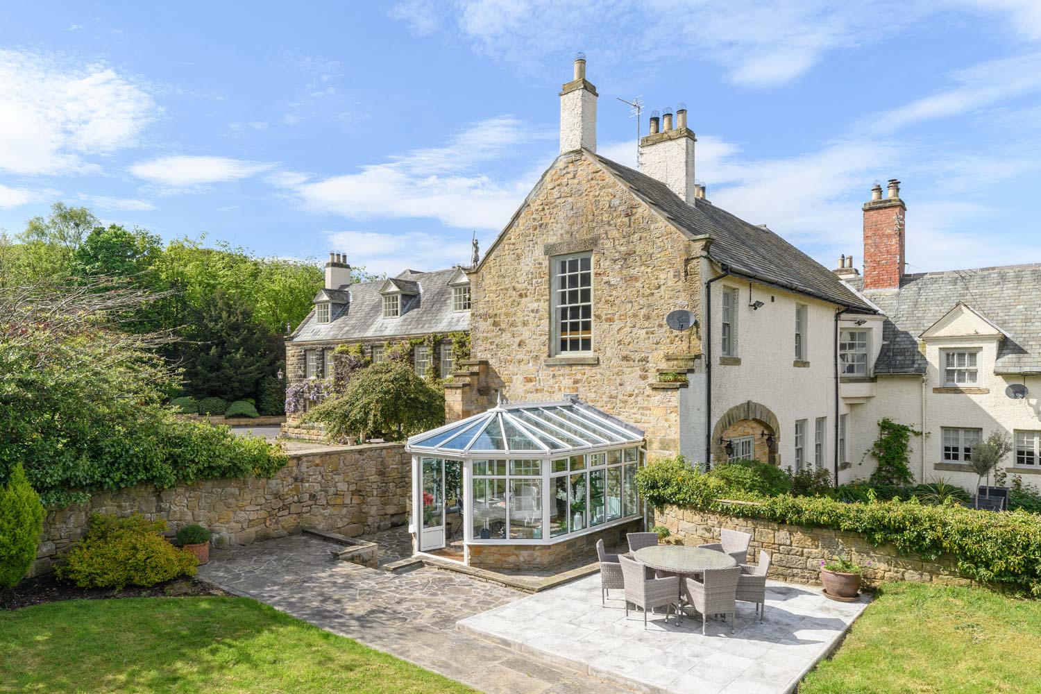 Oriel House - Finest Properties