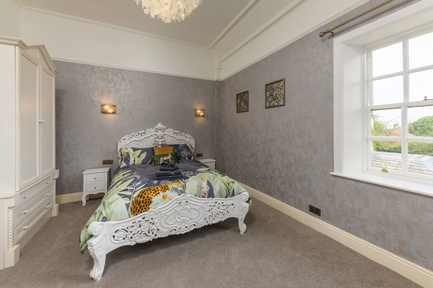 Oriel House - Finest Properties