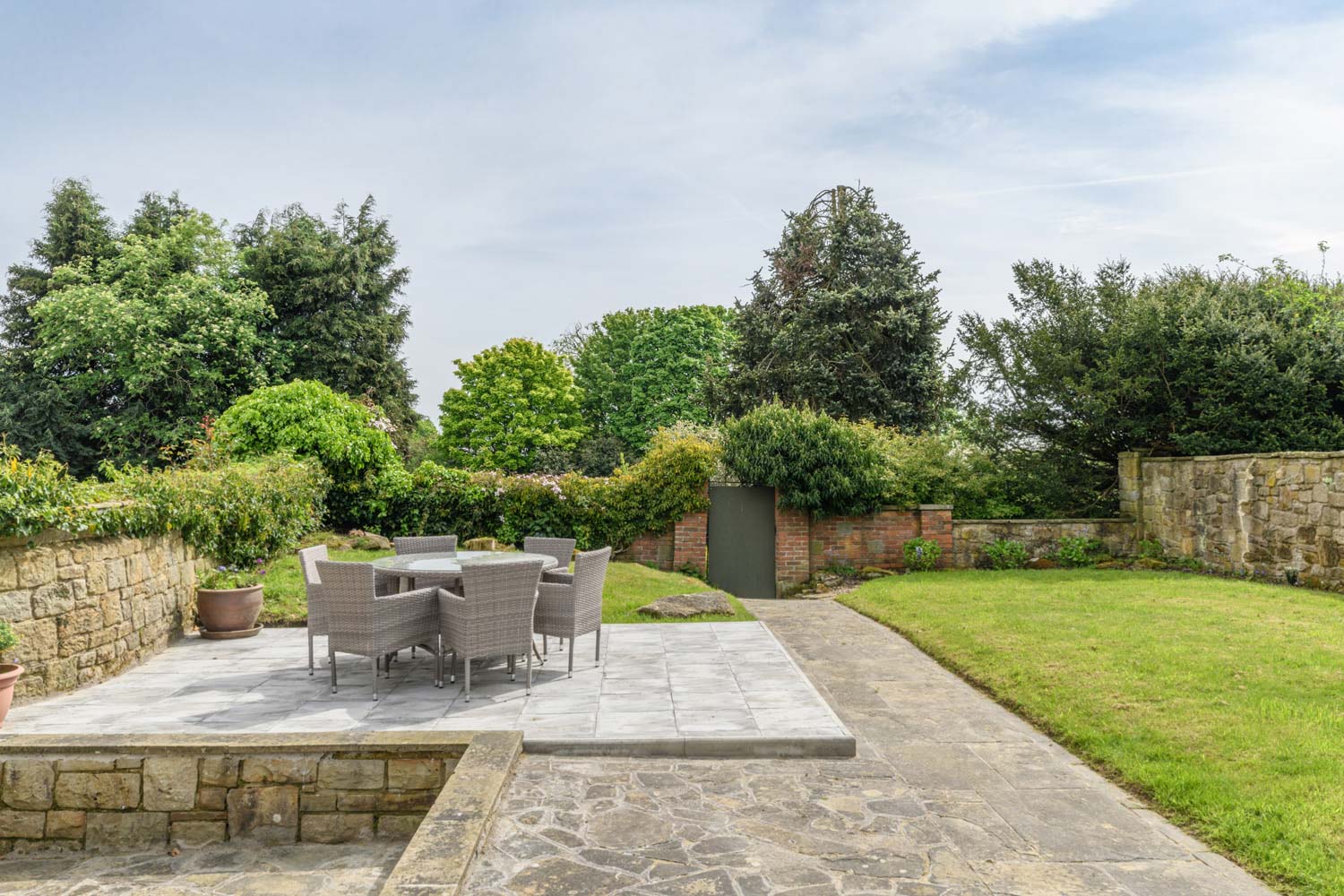 Oriel House - Finest Properties