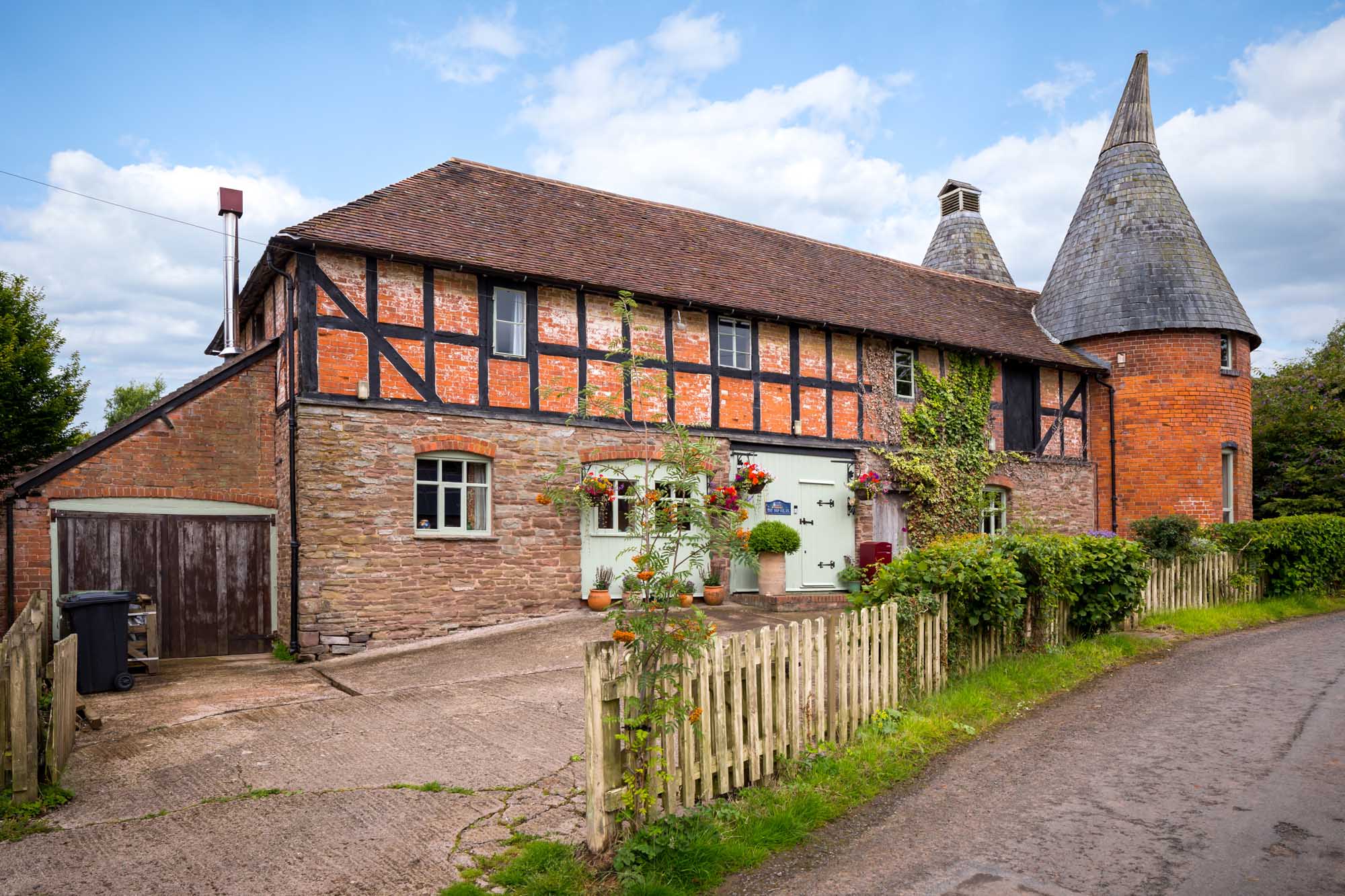 The Hop Kilns - Finest Properties