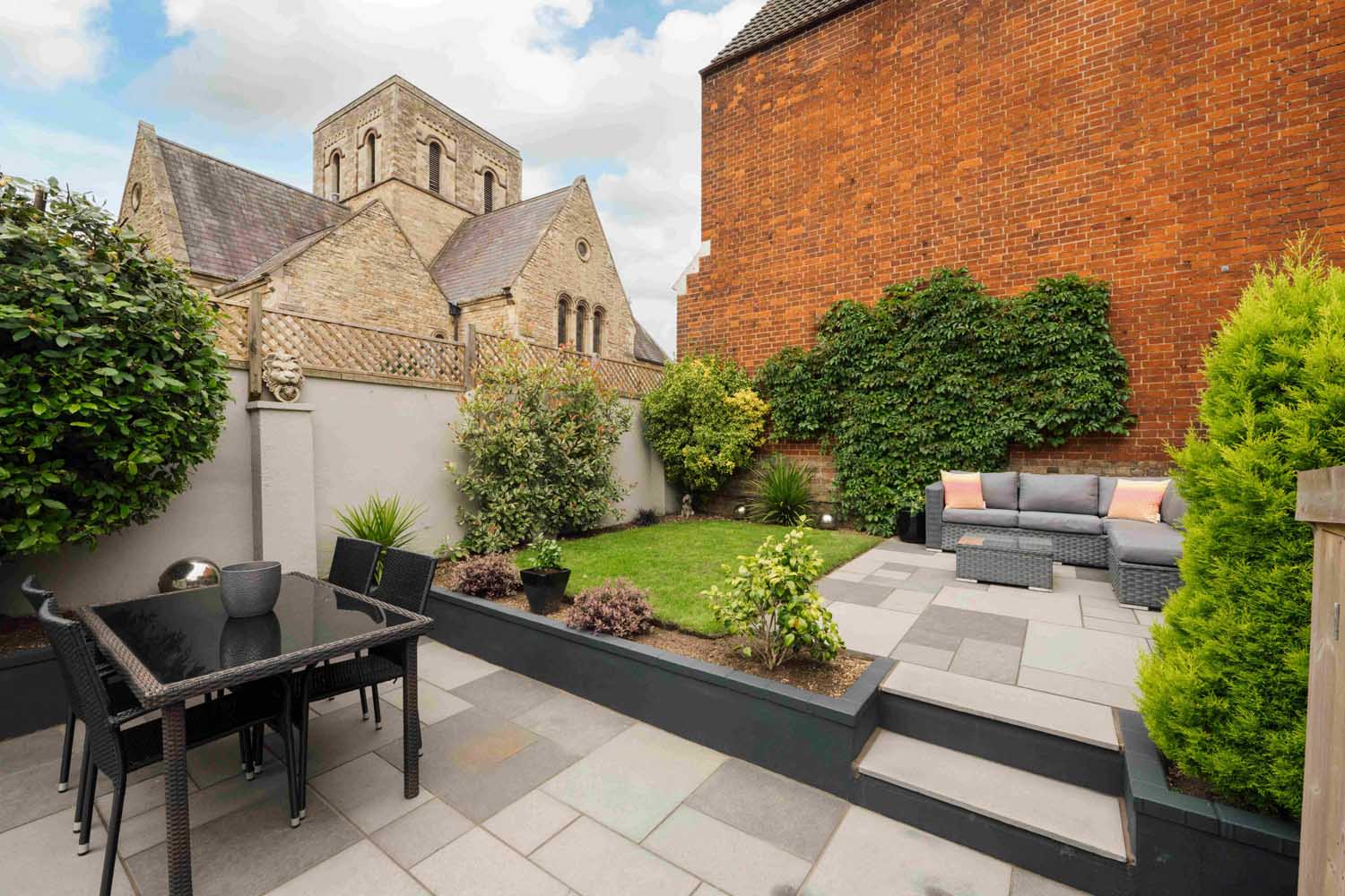 2 Castle Road - Finest Properties