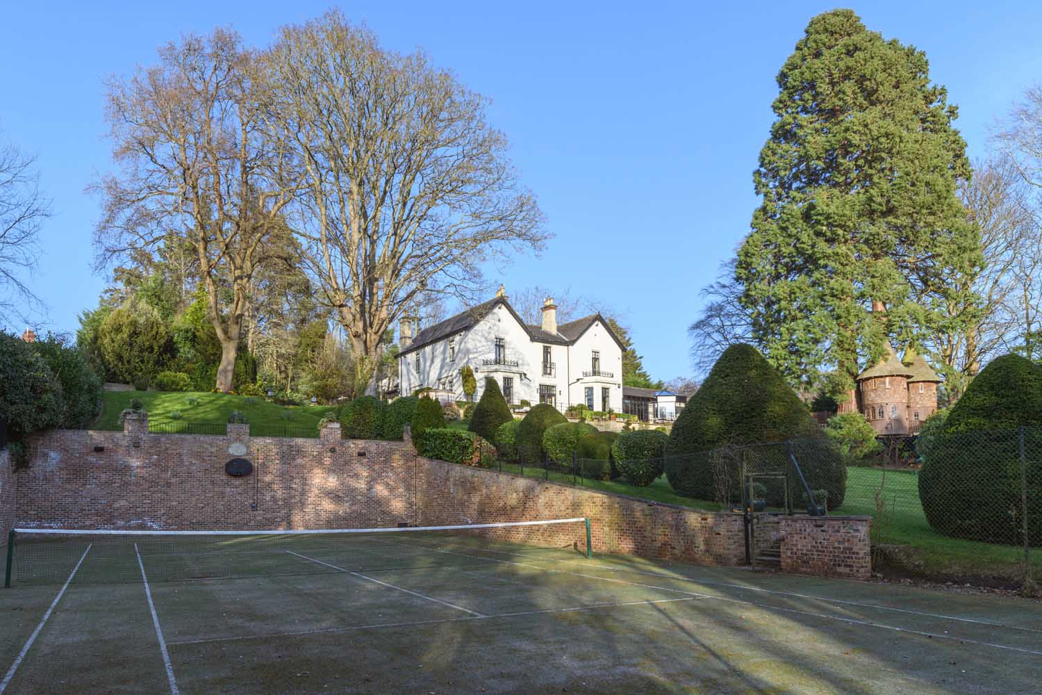 Springfield House - Finest Properties