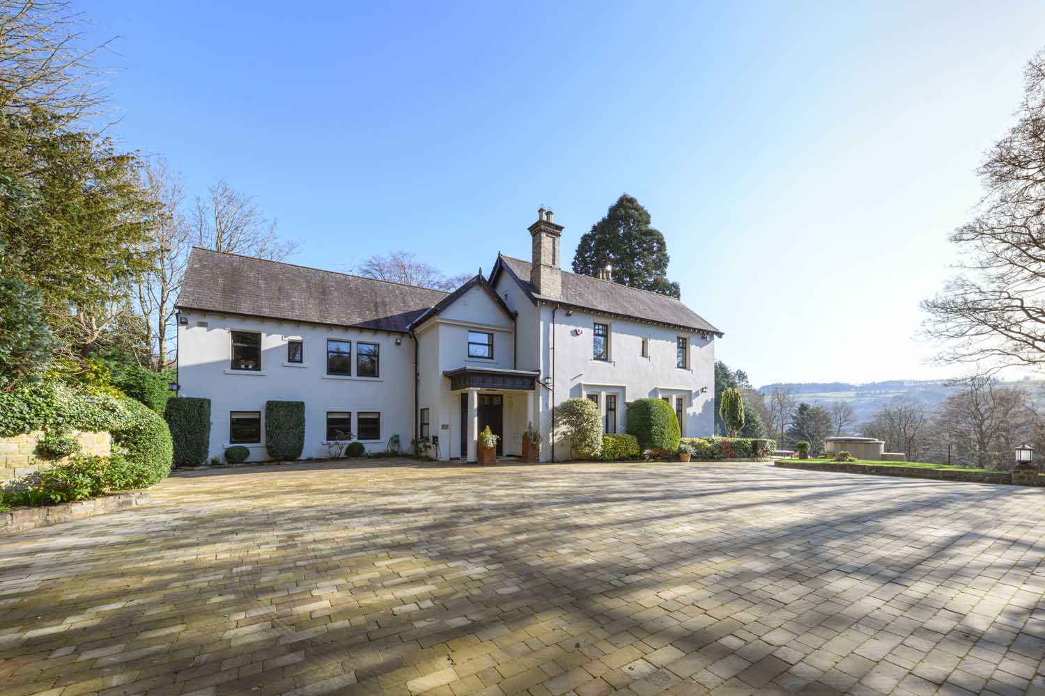 Springfield House - Finest Properties