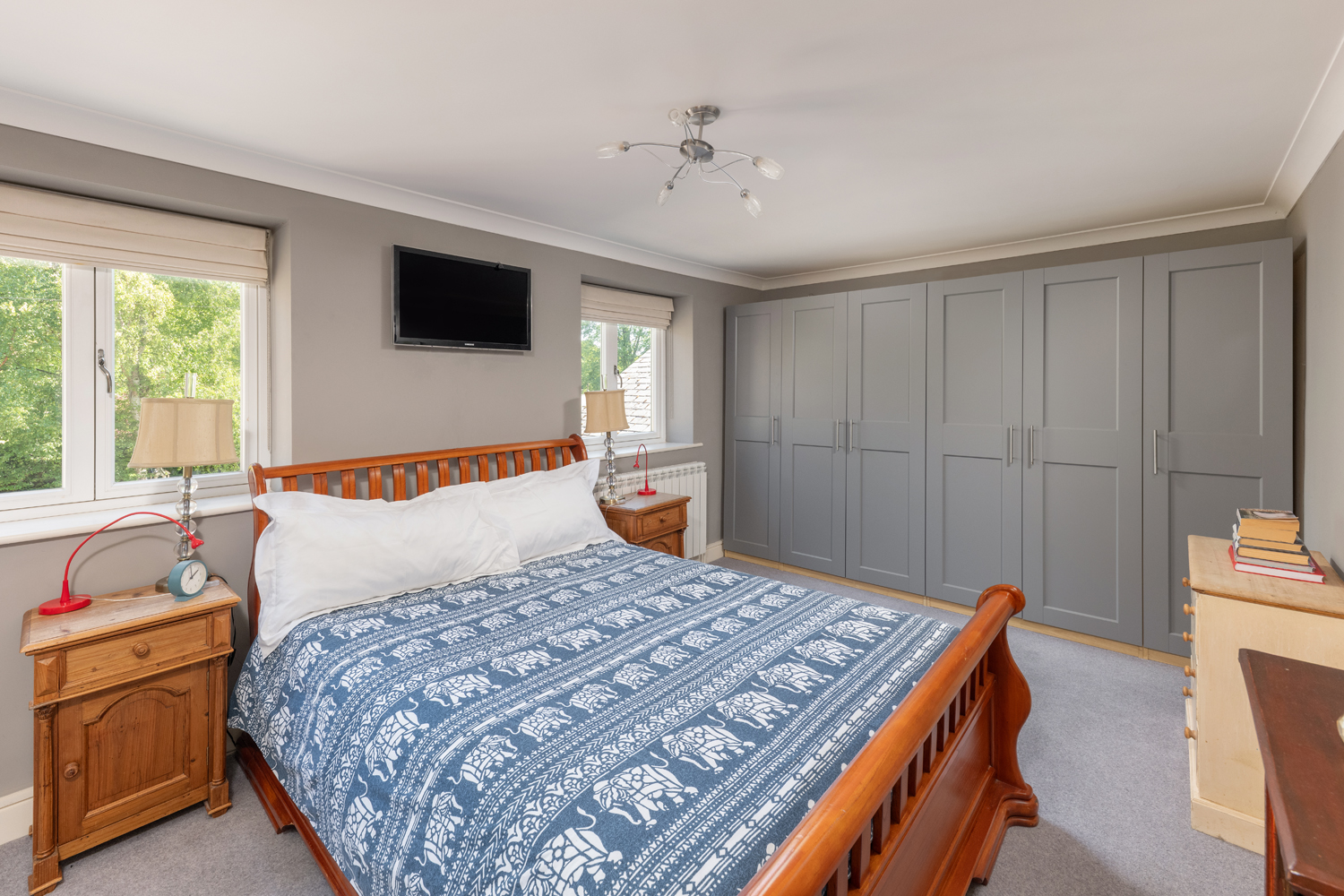 Birchwood House - Finest Properties