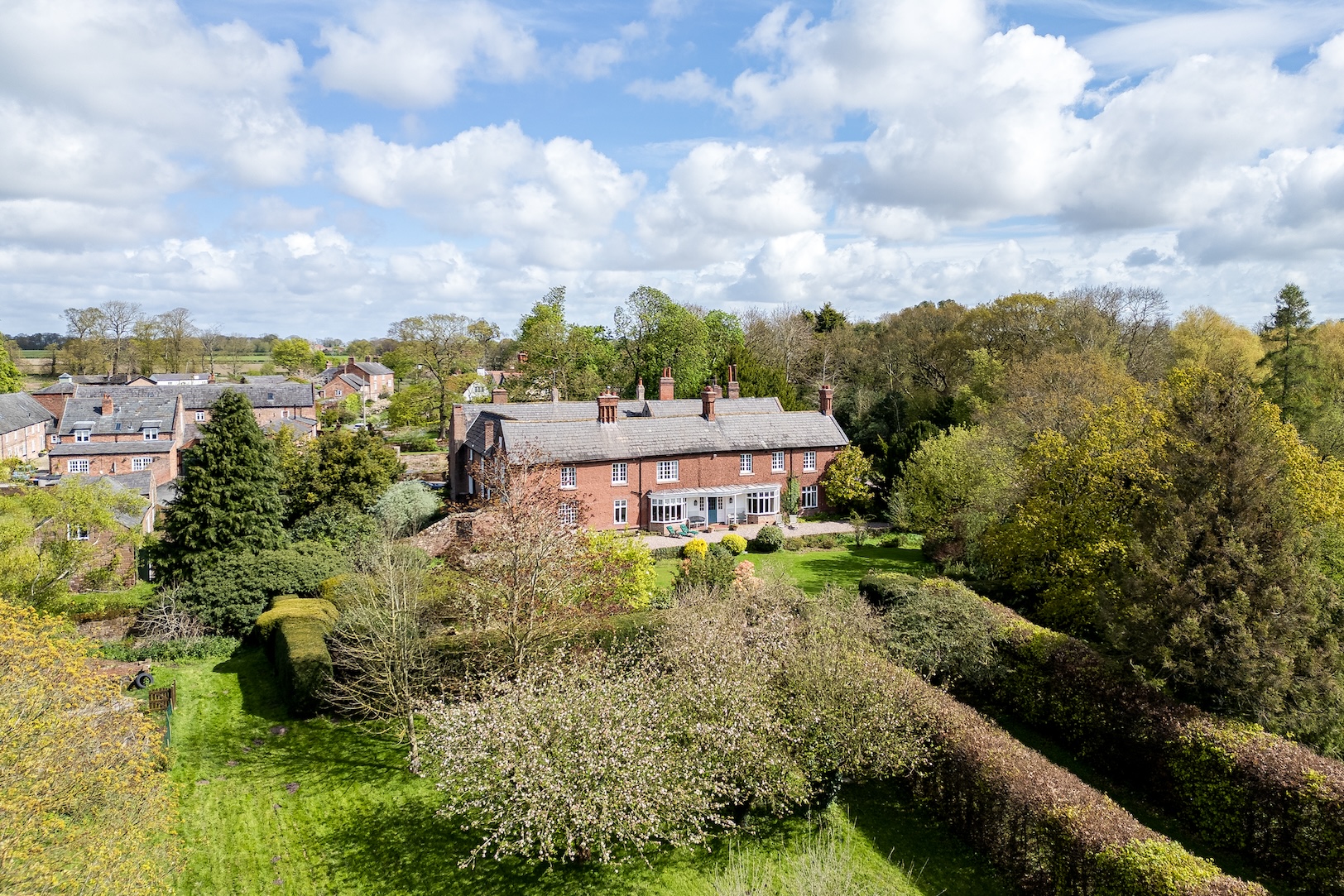 Puddington Old Hall - Finest Properties